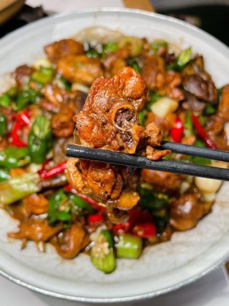 炒鸡的家常做法_炒鸡怎么做好吃-第3张图片-山城妙识