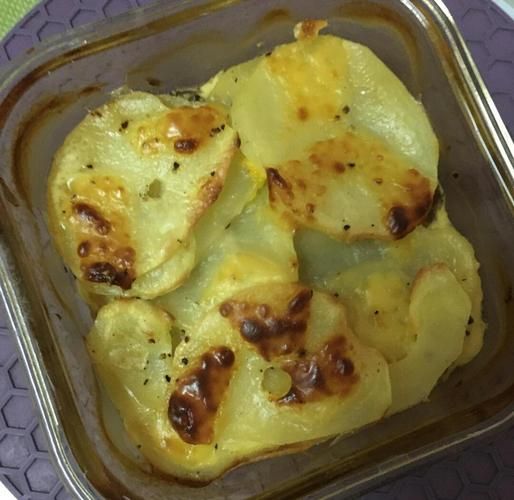 烤土豆怎么做_烤箱温度和时间设置-第3张图片-山城妙识