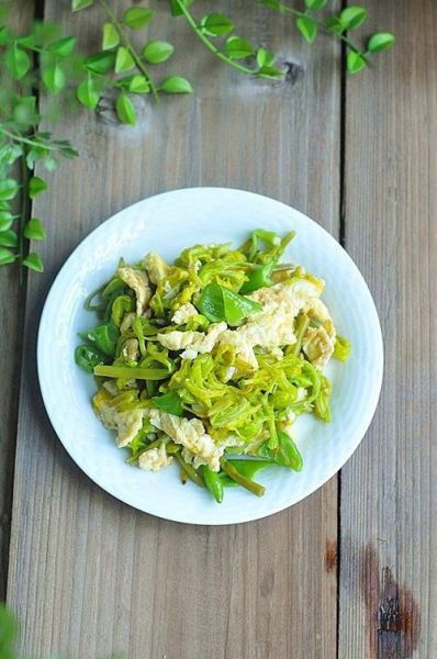 黄花菜炒鸡蛋怎么做_黄花菜要不要焯水-第3张图片-山城妙识 黄花菜炒鸡蛋怎么做_黄花菜要不要焯水-第3张图片-山城妙识