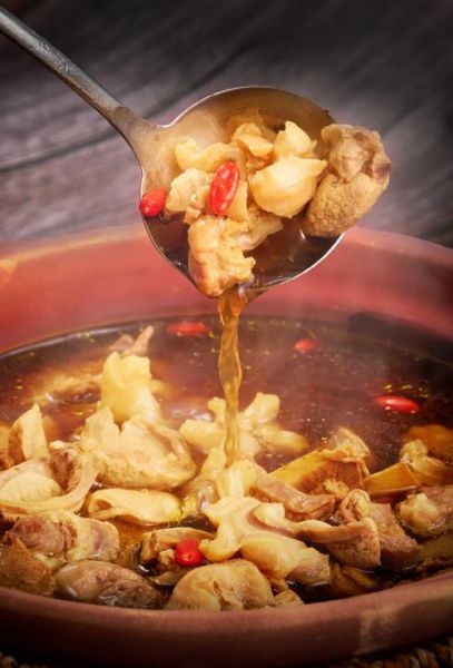 牛鞭汤怎么炖最补肾_牛鞭汤的做法步骤详解-第1张图片-山城妙识 牛鞭汤怎么炖最补肾_牛鞭汤的做法步骤详解-第1张图片-山城妙识