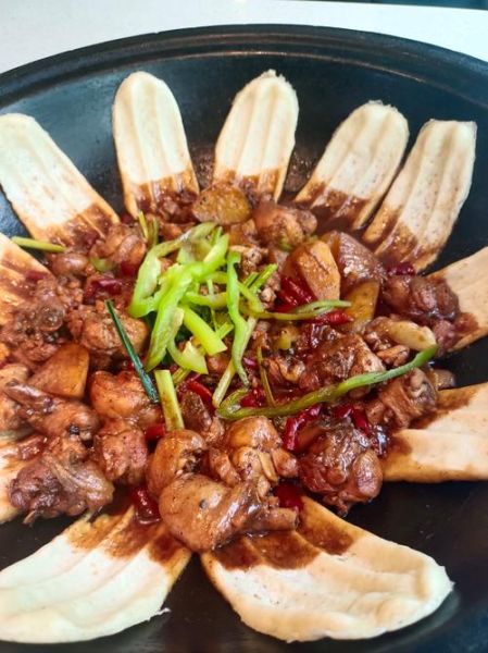 地锅鸡的做法_地锅鸡怎么做好吃-第1张图片-山城妙识