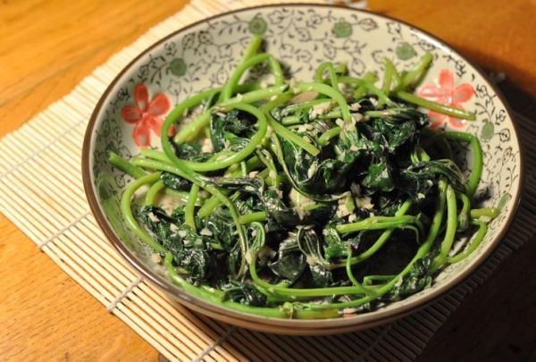 蒸地瓜叶怎么做_蒸地瓜叶需要焯水吗-第3张图片-山城妙识 蒸地瓜叶怎么做_蒸地瓜叶需要焯水吗-第3张图片-山城妙识