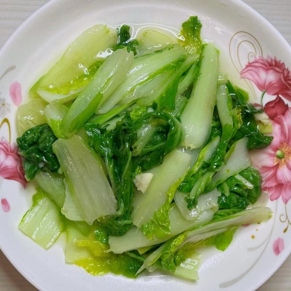 清炒小白菜怎么做_清炒小白菜要不要焯水-第1张图片-山城妙识