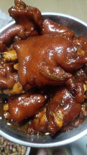 红烧猪肘子怎么做_红烧猪肘子家常做法-第3张图片-山城妙识