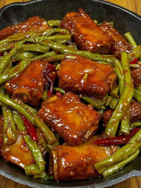 豆角排骨怎么做好吃_家常豆角排骨做法大全-第1张图片-山城妙识