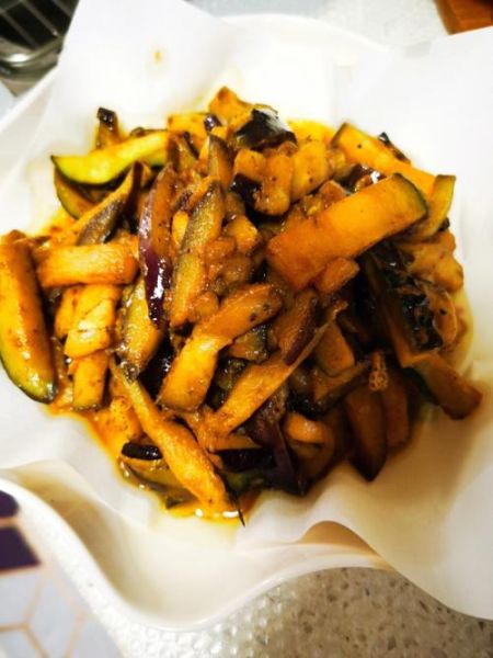 咸蛋黄茄子怎么做_咸蛋黄茄子家常做法-第3张图片-山城妙识 咸蛋黄茄子怎么做_咸蛋黄茄子家常做法-第3张图片-山城妙识