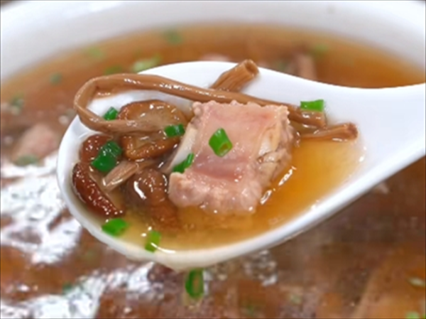 茶树菇排骨汤怎么做_茶树菇要焯水吗-第1张图片-山城妙识