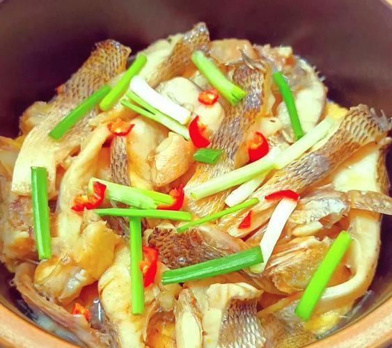 鲈鱼炖豆腐怎么做_鲈鱼炖豆腐的家常做法-第3张图片-山城妙识 鲈鱼炖豆腐怎么做_鲈鱼炖豆腐的家常做法-第3张图片-山城妙识