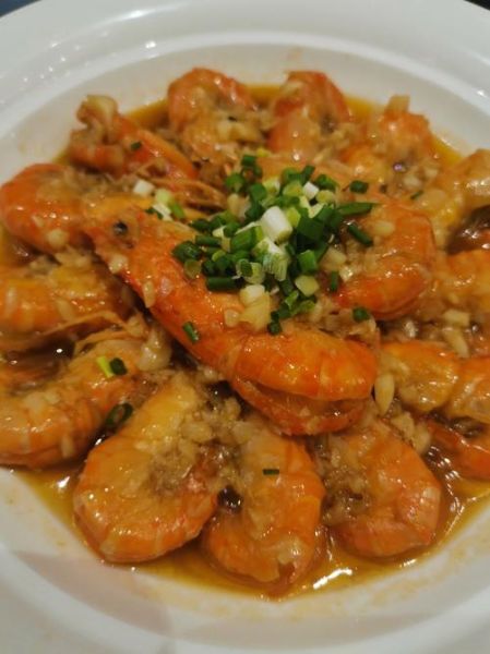 蒜蓉罗氏虾怎么做_蒜蓉罗氏虾用不用去虾线-第2张图片-山城妙识