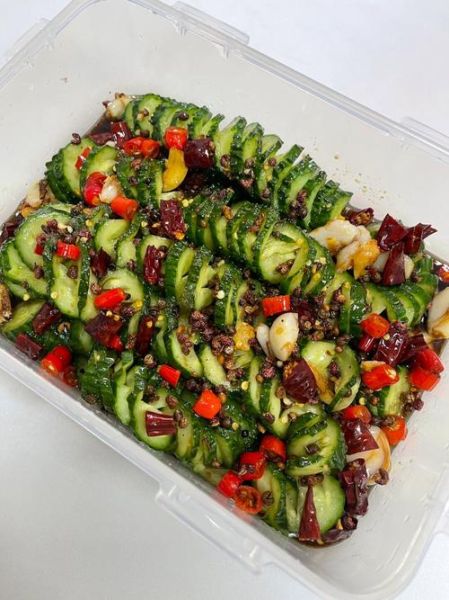 蓑衣黄瓜怎么切_蓑衣黄瓜的做法窍门-第2张图片-山城妙识