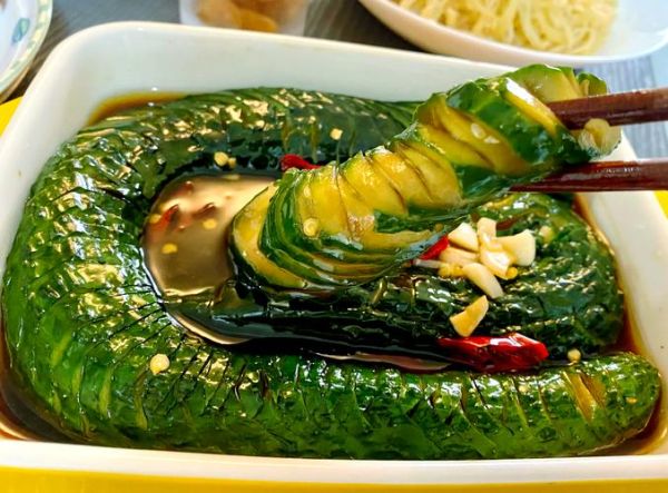 蓑衣黄瓜怎么切_蓑衣黄瓜的做法窍门-第3张图片-山城妙识