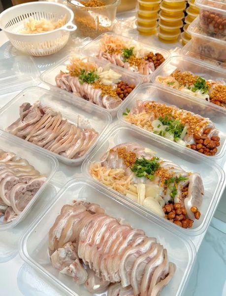 白切猪脚怎么做_白切猪脚的做法步骤-第1张图片-山城妙识