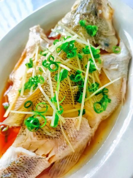 清蒸鲈鱼怎么做_清蒸鲈鱼蒸几分钟最好-第1张图片-山城妙识