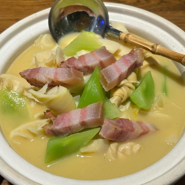 腌笃鲜的正宗做法_腌笃鲜用什么肉最香-第1张图片-山城妙识 腌笃鲜的正宗做法_腌笃鲜用什么肉最香-第1张图片-山城妙识