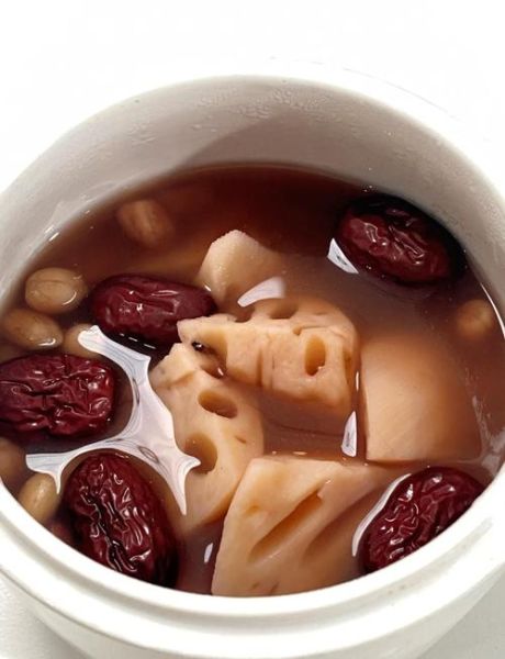 莲藕汤怎么煲好喝_莲藕汤的做法步骤-第2张图片-山城妙识