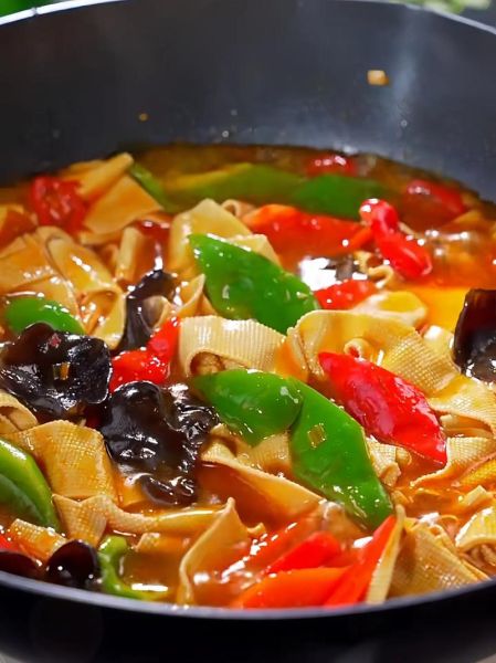 家常炒豆腐皮怎么炒好吃_豆腐皮炒多久才入味-第1张图片-山城妙识