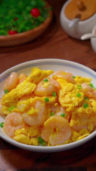 炒滑蛋怎么做才嫩滑_炒滑蛋要不要加水-第2张图片-山城妙识