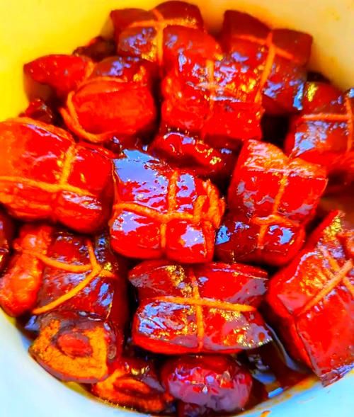 东坡肉怎么做_东坡肉最正宗的做法-第2张图片-山城妙识 东坡肉怎么做_东坡肉最正宗的做法-第2张图片-山城妙识