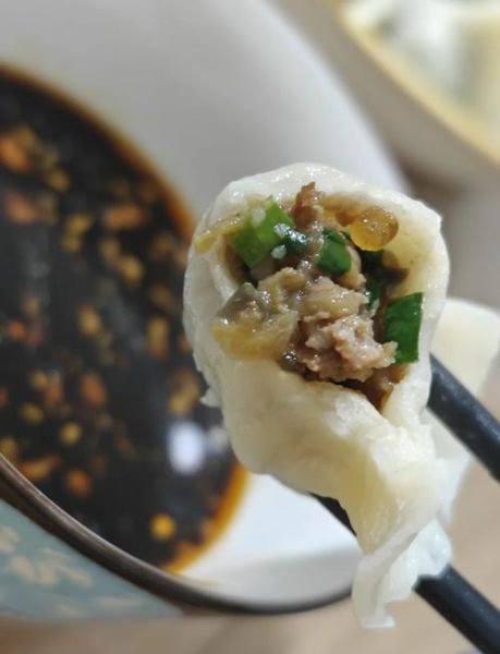 猪肉茄子馅饺子怎么做_茄子饺子馅要不要焯水-第1张图片-山城妙识 猪肉茄子馅饺子怎么做_茄子饺子馅要不要焯水-第1张图片-山城妙识