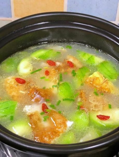 丝瓜怎么炒好吃_丝瓜汤的家常做法-第1张图片-山城妙识