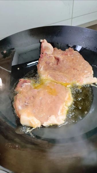 红烧大排怎么做_红烧大排最简单的做法-第3张图片-山城妙识