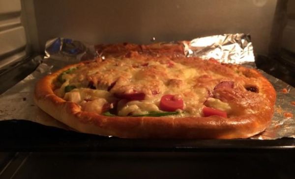 披萨怎么做家庭做法_披萨烤箱温度和时间-第2张图片-山城妙识 披萨怎么做家庭做法_披萨烤箱温度和时间-第2张图片-山城妙识