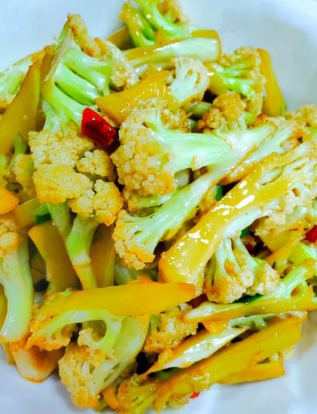 清炒菜花怎么炒好吃_家常菜花做法步骤-第1张图片-山城妙识 清炒菜花怎么炒好吃_家常菜花做法步骤-第1张图片-山城妙识