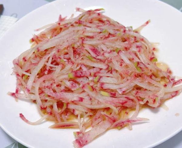 凉拌萝卜丝怎么做好吃_凉拌萝卜丝用哪种萝卜更脆-第2张图片-山城妙识 凉拌萝卜丝怎么做好吃_凉拌萝卜丝用哪种萝卜更脆-第2张图片-山城妙识