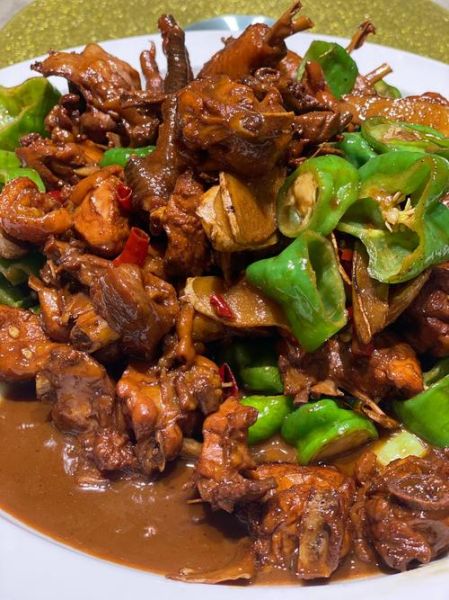 临沂炒鸡怎么做才正宗_临沂炒鸡正宗做法揭秘-第1张图片-山城妙识 临沂炒鸡怎么做才正宗_临沂炒鸡正宗做法揭秘-第1张图片-山城妙识