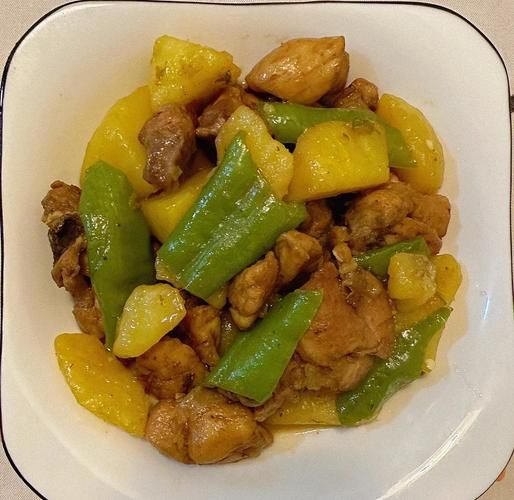 鸡肉炖土豆怎么做才好吃_鸡肉炖土豆家常做法-第1张图片-山城妙识 鸡肉炖土豆怎么做才好吃_鸡肉炖土豆家常做法-第1张图片-山城妙识