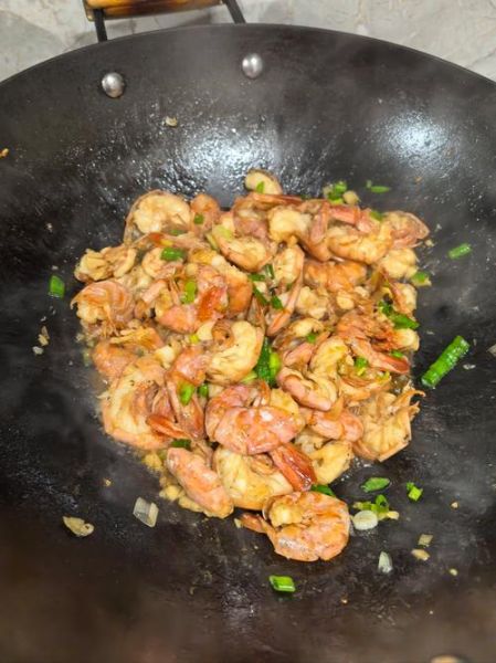 蒜蓉虾怎么做_蒜蓉虾的做法大全-第2张图片-山城妙识