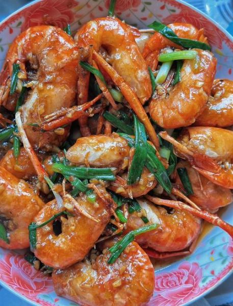 椒盐罗氏虾怎么做_椒盐罗氏虾用不用去虾线-第1张图片-山城妙识 椒盐罗氏虾怎么做_椒盐罗氏虾用不用去虾线-第1张图片-山城妙识