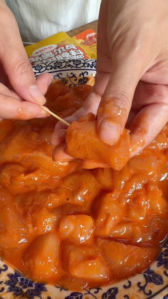 牙签肉怎么做才嫩_牙签肉腌制多久最好-第3张图片-山城妙识