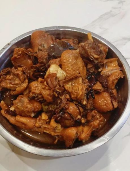 榛蘑怎么做好吃_榛蘑炖鸡的做法步骤-第1张图片-山城妙识