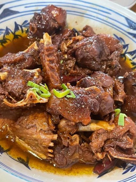 红烧鹅肉怎么做才好吃_红烧鹅肉最正宗的做法-第1张图片-山城妙识