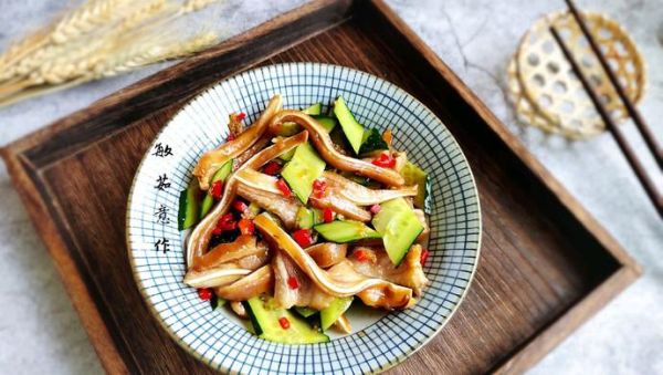 黄瓜拌猪耳朵怎么做_猪耳朵拌黄瓜的家常做法-第2张图片-山城妙识