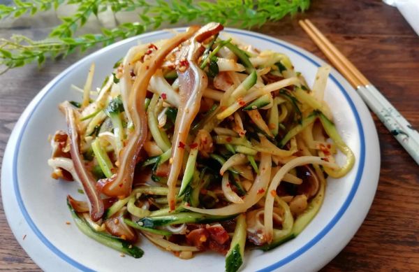 黄瓜拌猪耳朵怎么做_猪耳朵拌黄瓜的家常做法-第3张图片-山城妙识