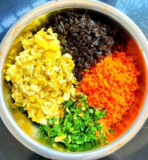 韭菜饺子馅怎么调好吃_韭菜饺子馅要不要焯水-第1张图片-山城妙识