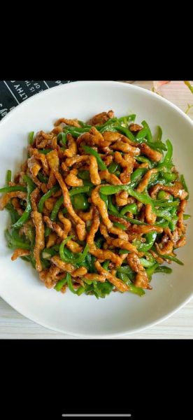 炒青椒肉丝怎么炒才嫩_青椒肉丝家常做法步骤-第1张图片-山城妙识 炒青椒肉丝怎么炒才嫩_青椒肉丝家常做法步骤-第1张图片-山城妙识
