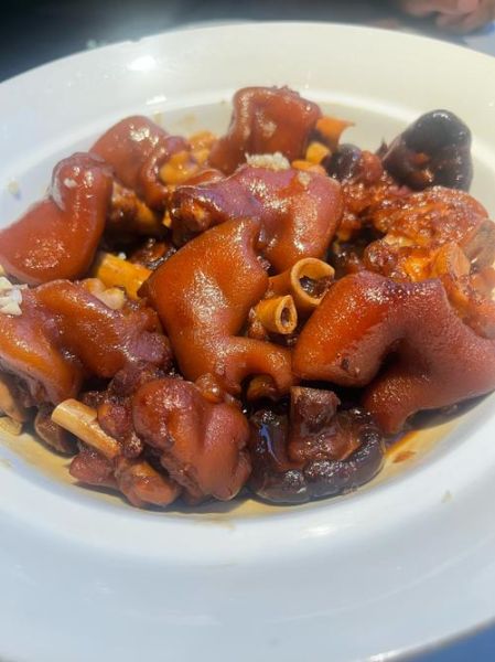 糖醋猪脚怎么做_糖醋猪脚的做法步骤-第1张图片-山城妙识