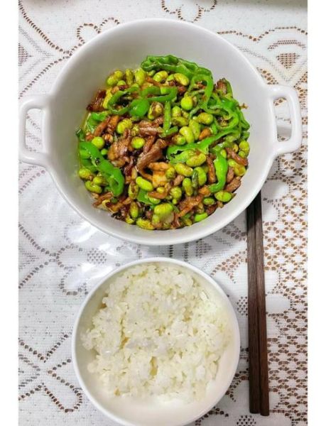 毛豆炒肉丝怎么炒才入味_毛豆炒肉丝家常做法-第2张图片-山城妙识