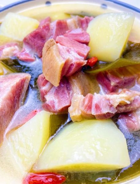 腊猪蹄怎么做好吃_腊猪蹄的家常做法-第2张图片-山城妙识