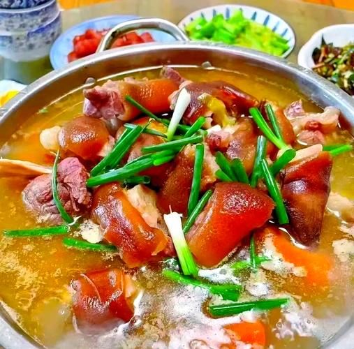 腊猪蹄怎么做好吃_腊猪蹄的家常做法-第1张图片-山城妙识