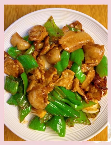 青椒炒肉丝怎么做_青椒炒肉丝用什么肉最好-第3张图片-山城妙识