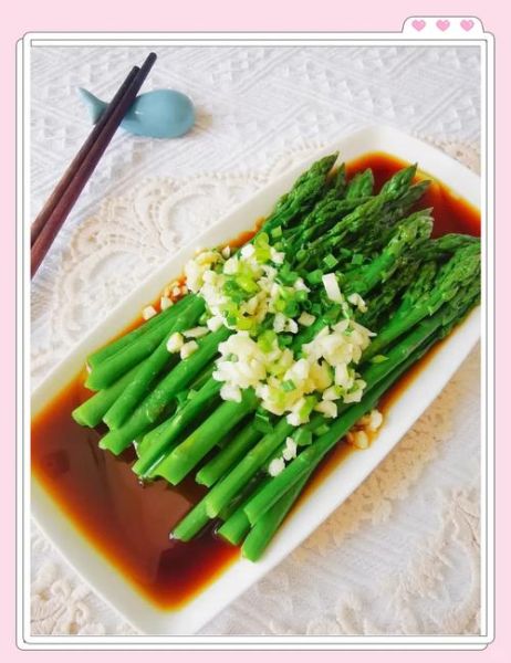 清炒芦笋怎么做_芦笋焯水几分钟才脆绿-第1张图片-山城妙识