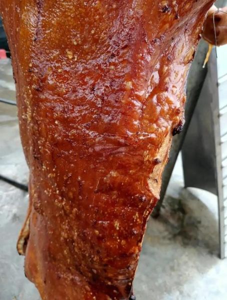 烧猪怎么做_烧猪脆皮秘诀-第1张图片-山城妙识