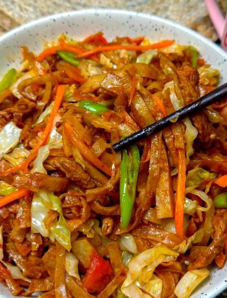 炒饼的家常做法_炒饼怎么做才好吃-第2张图片-山城妙识