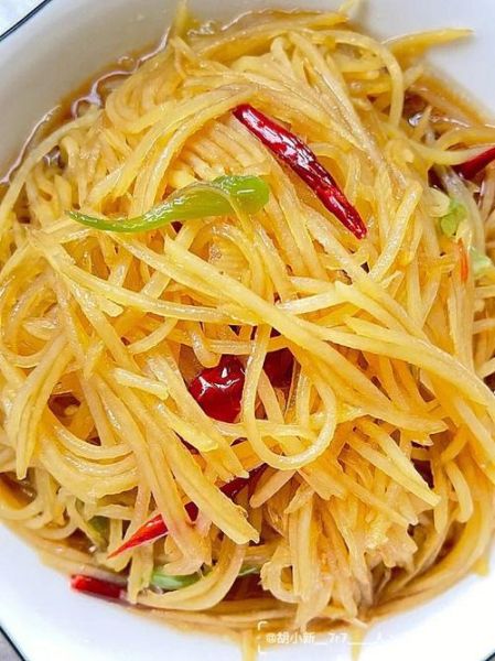 爆炒土豆丝怎么炒才脆_家常土豆丝要不要焯水-第3张图片-山城妙识