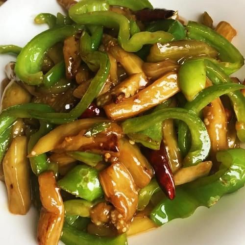 茄子炒青椒怎么炒好吃_家常做法步骤-第2张图片-山城妙识