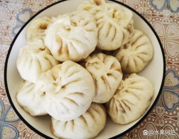 猪肉白菜馅包子怎么调馅_包子蒸多久才松软-第2张图片-山城妙识 猪肉白菜馅包子怎么调馅_包子蒸多久才松软-第2张图片-山城妙识